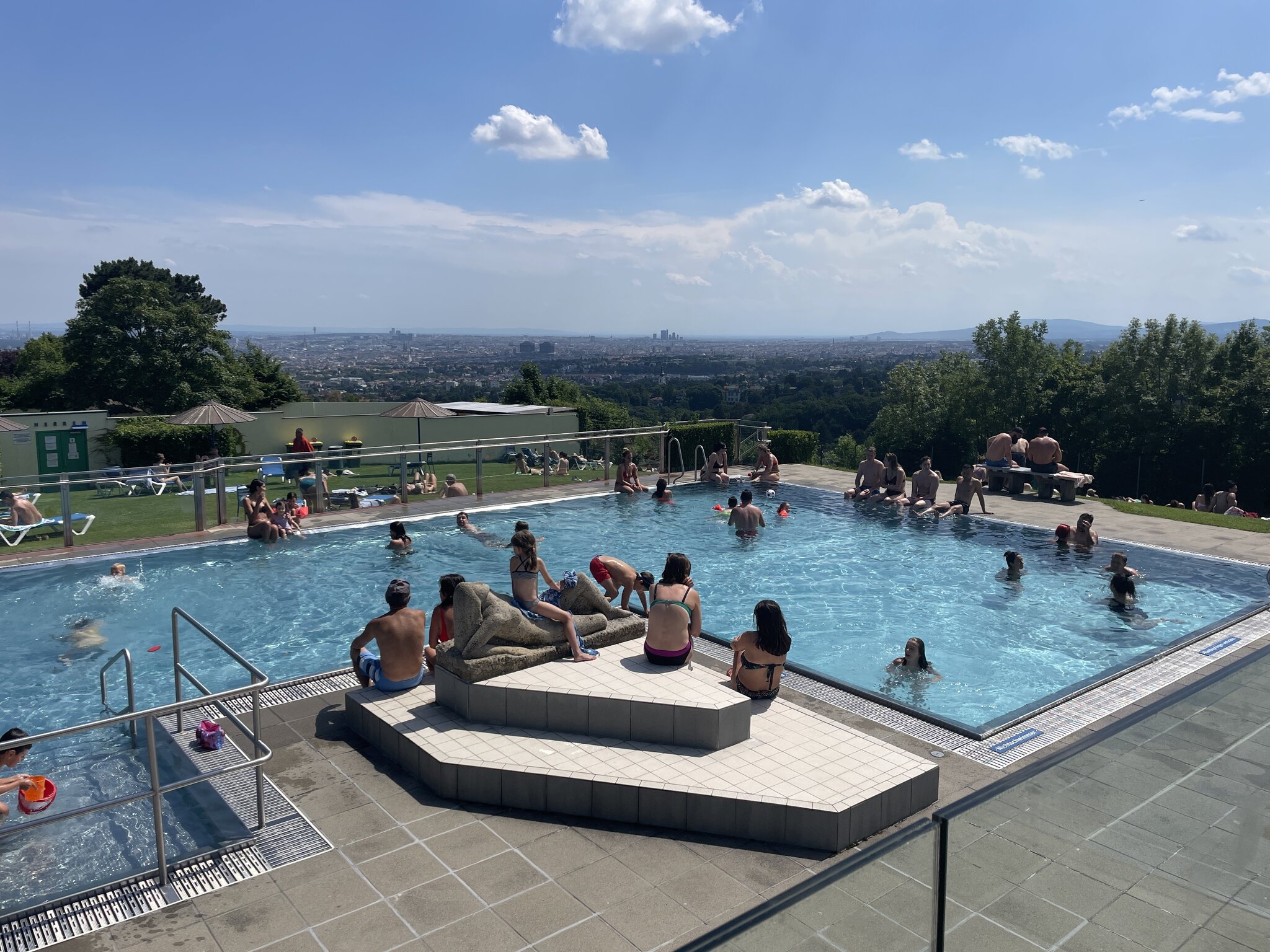 Gute Badesaison: Döblinger Freibäder waren auch in diesem Sommer ...