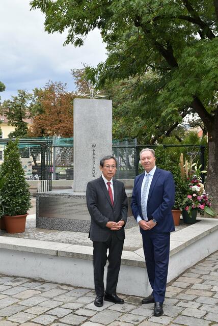 Freundschaftlicher Dialog: Japanischer Botschafter zu Besuch in ...