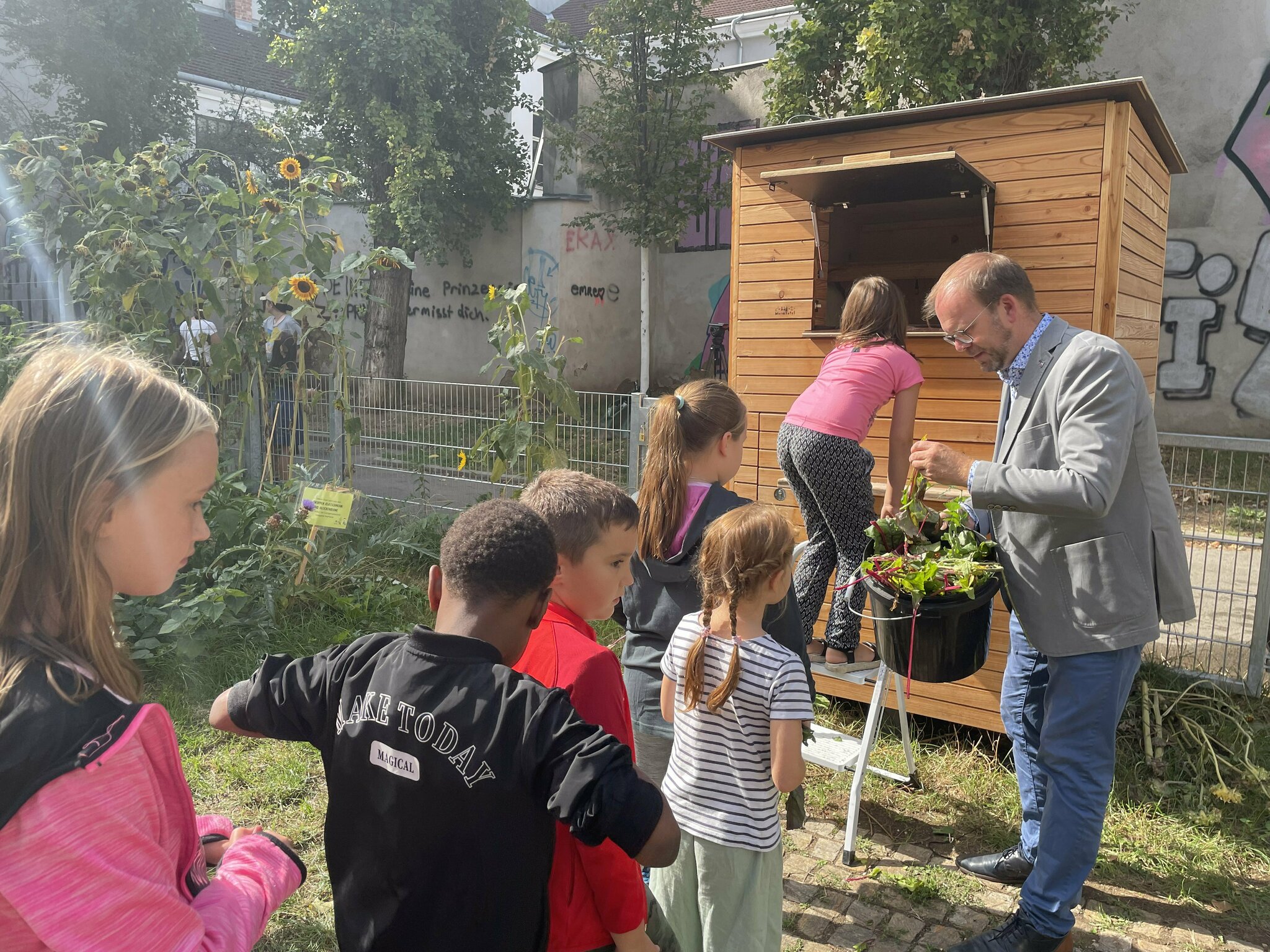Rudolfsheim-Fünfhaus: Im Bildungsgarten Kranzgasse wuselt's und wurlt's ...