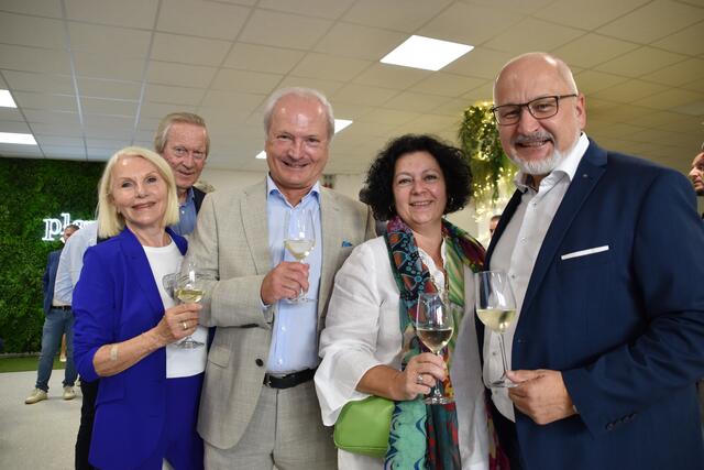 Traiskirchen: Plantas: Wiedereröffnung zwei Jahre nach dem großen Brand ...