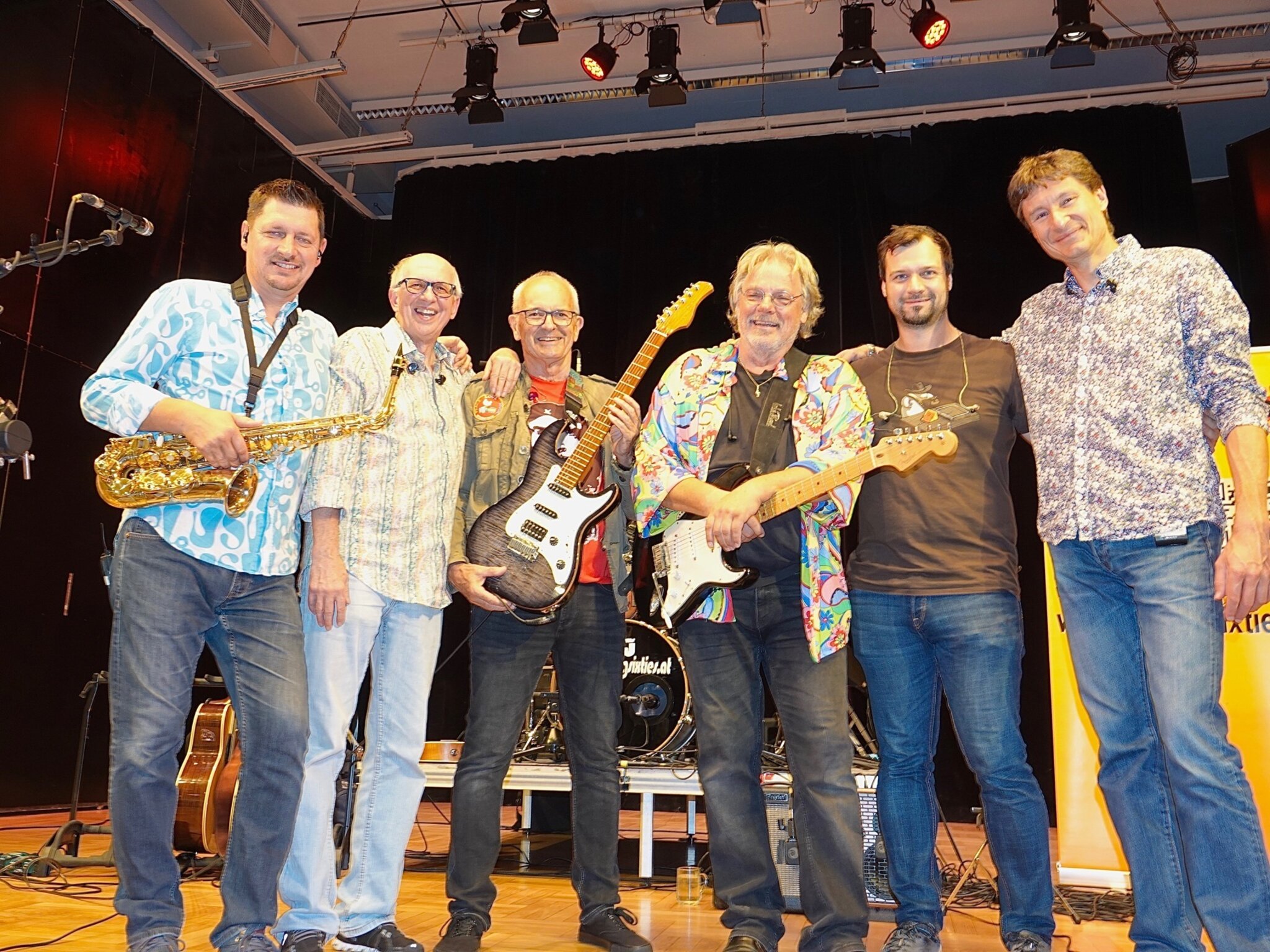 Love and Peace Songs: Roaring Sixties Company rockte das Arbeiterheim ...