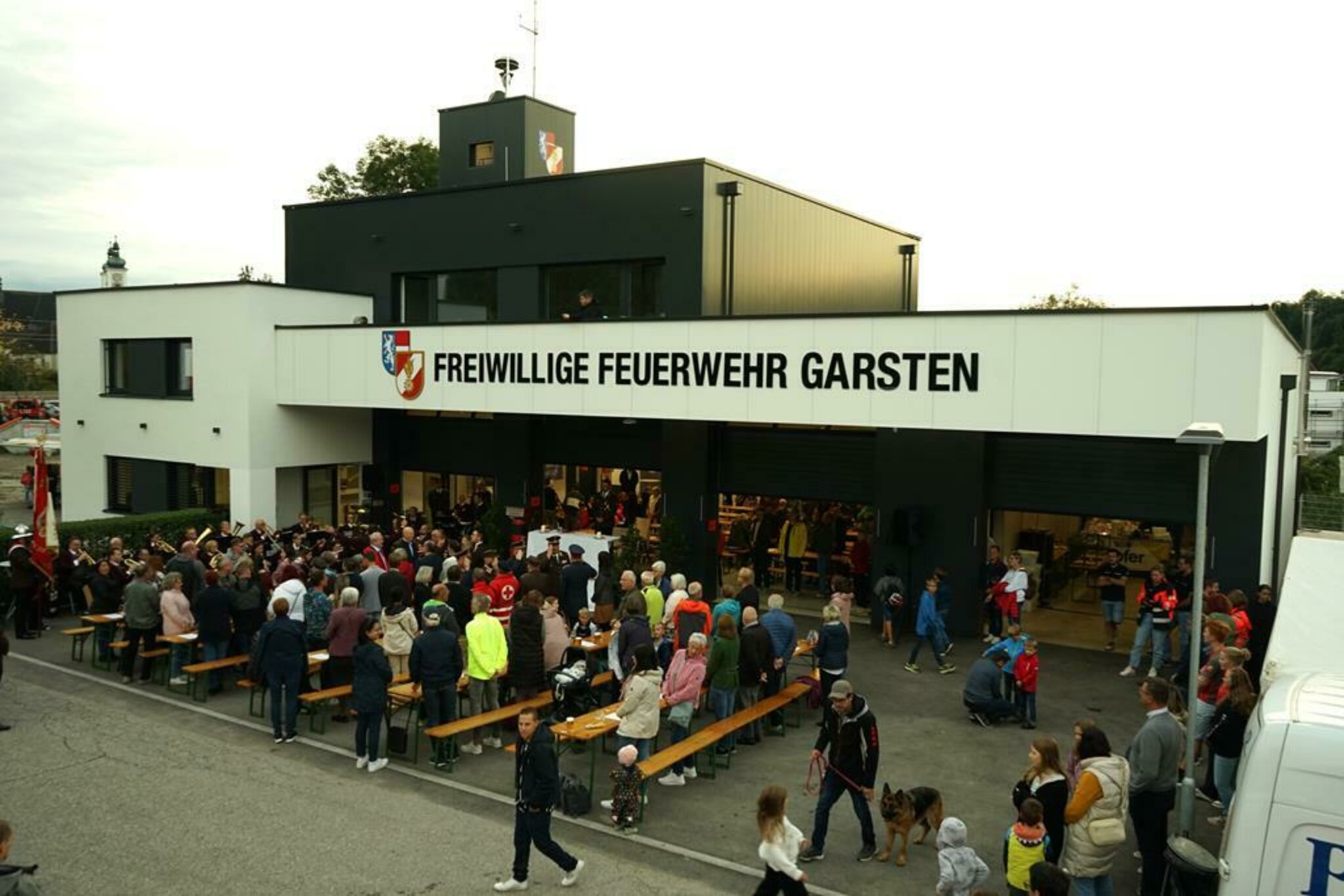 FF Garsten: Neues Feuerwehrhaus der Bestimmung übergeben - Steyr ...