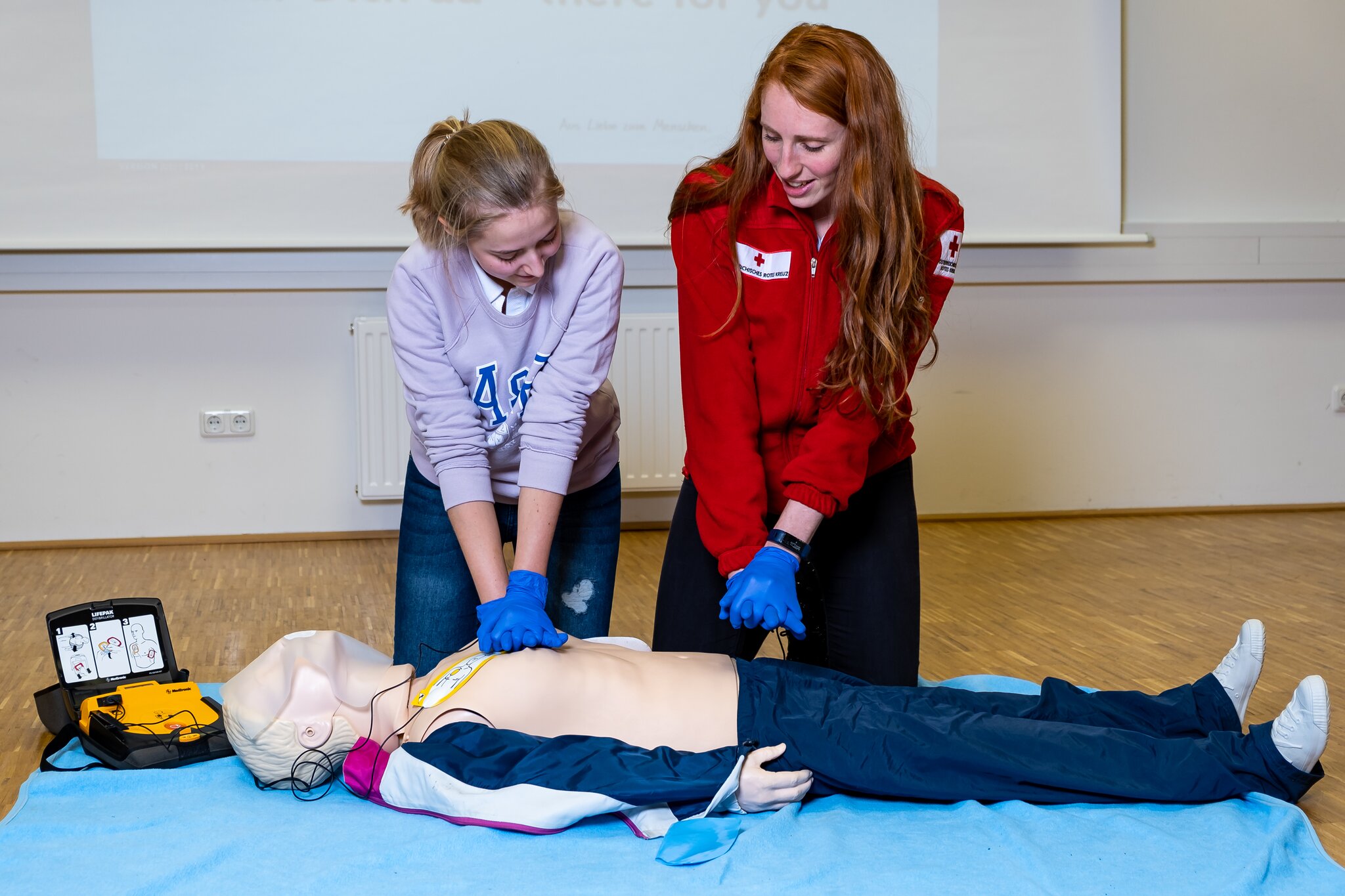 Leben Retten: Englischsprachiger Erste-Hilfe-Kurs startet an der Bezirksstelle Ried - Ried