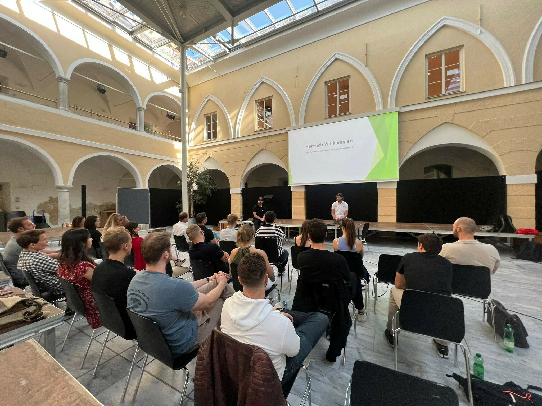 FH Kärnten: Studierende erlebten inspirierenden Start in das Semester ...