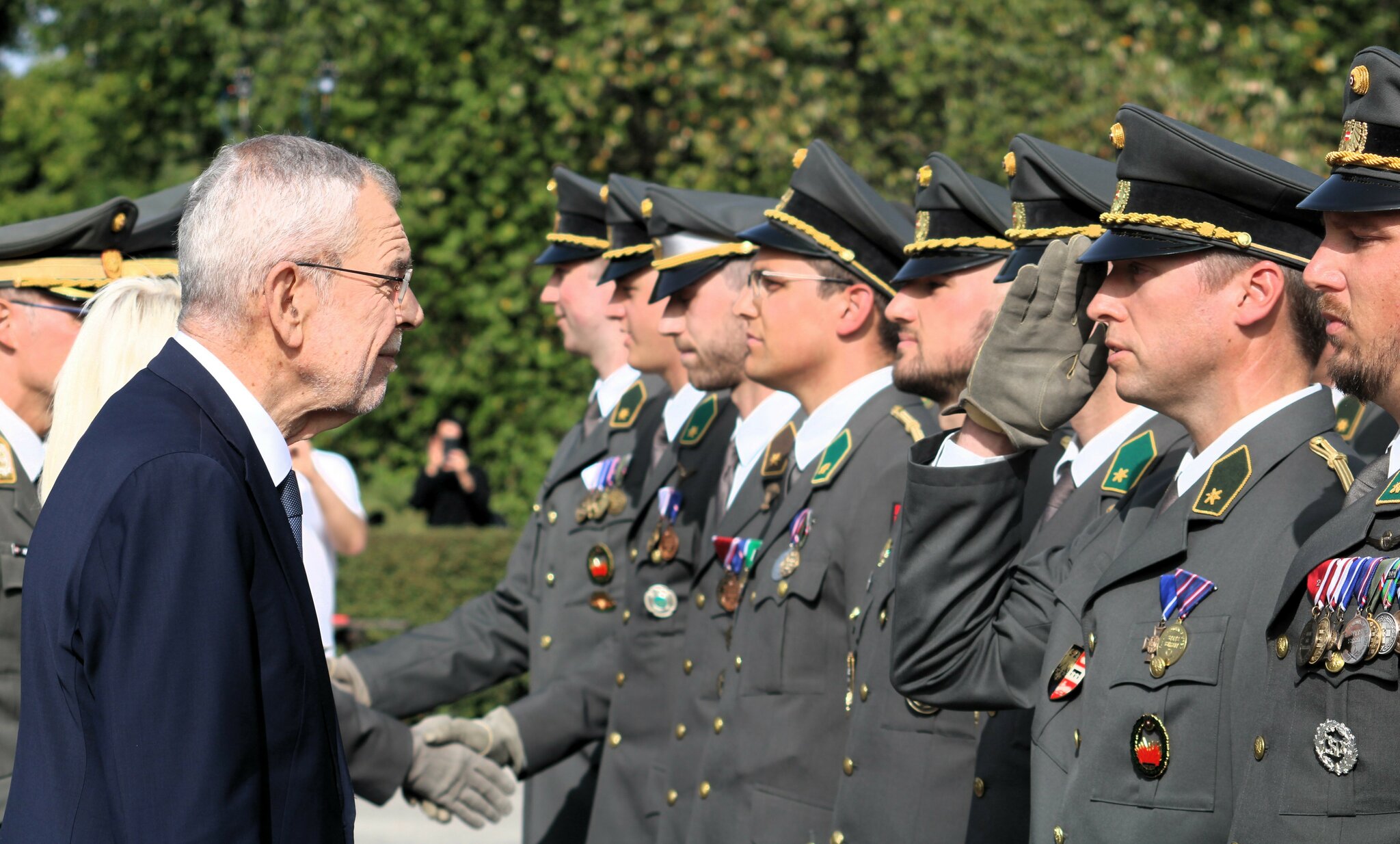 Bundesheer feierte seine neuen Offiziere: "Tag der Leutnante" in Wiener ...