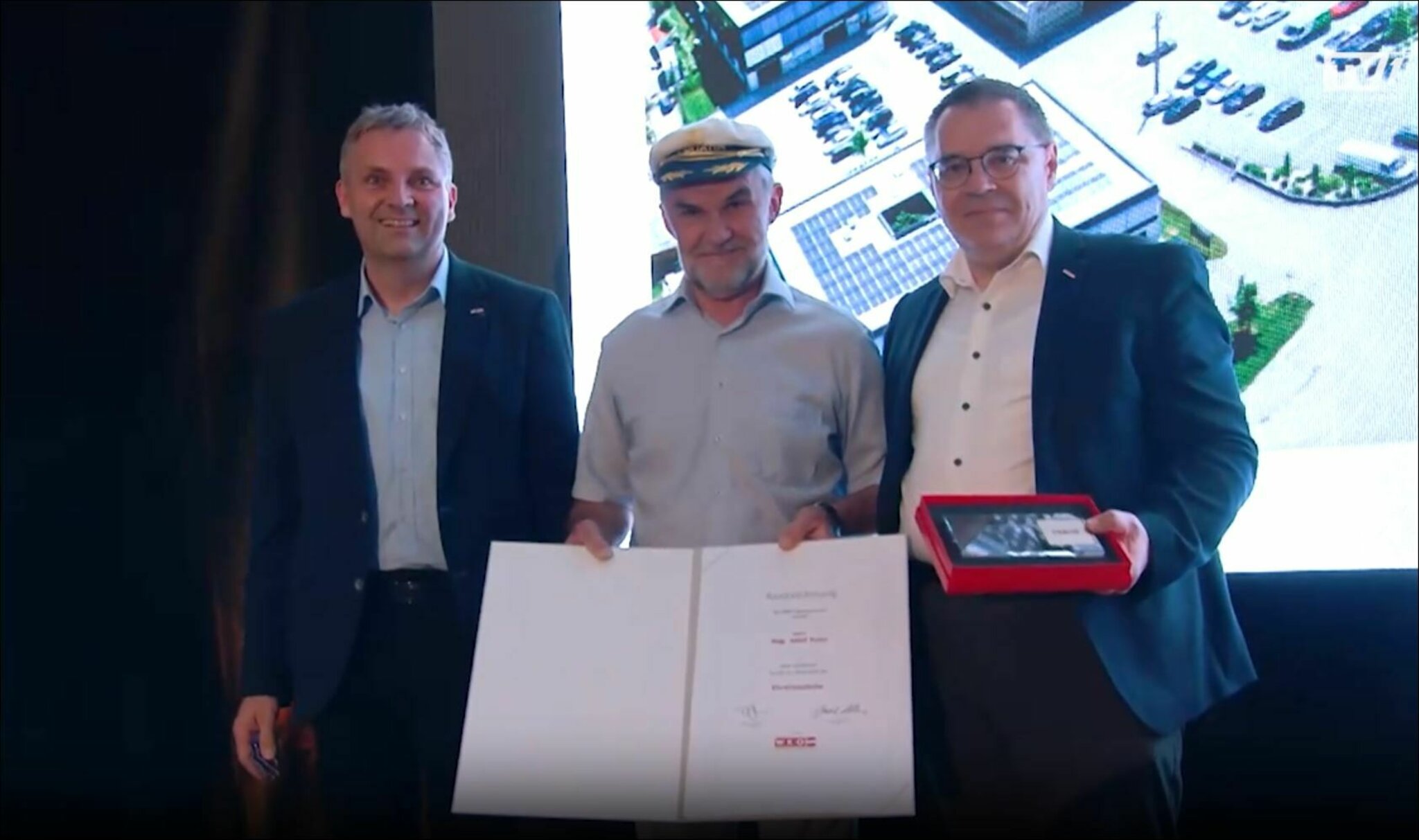 Wirtschaft: Pohn feierte Jubiläen - Vöcklabruck