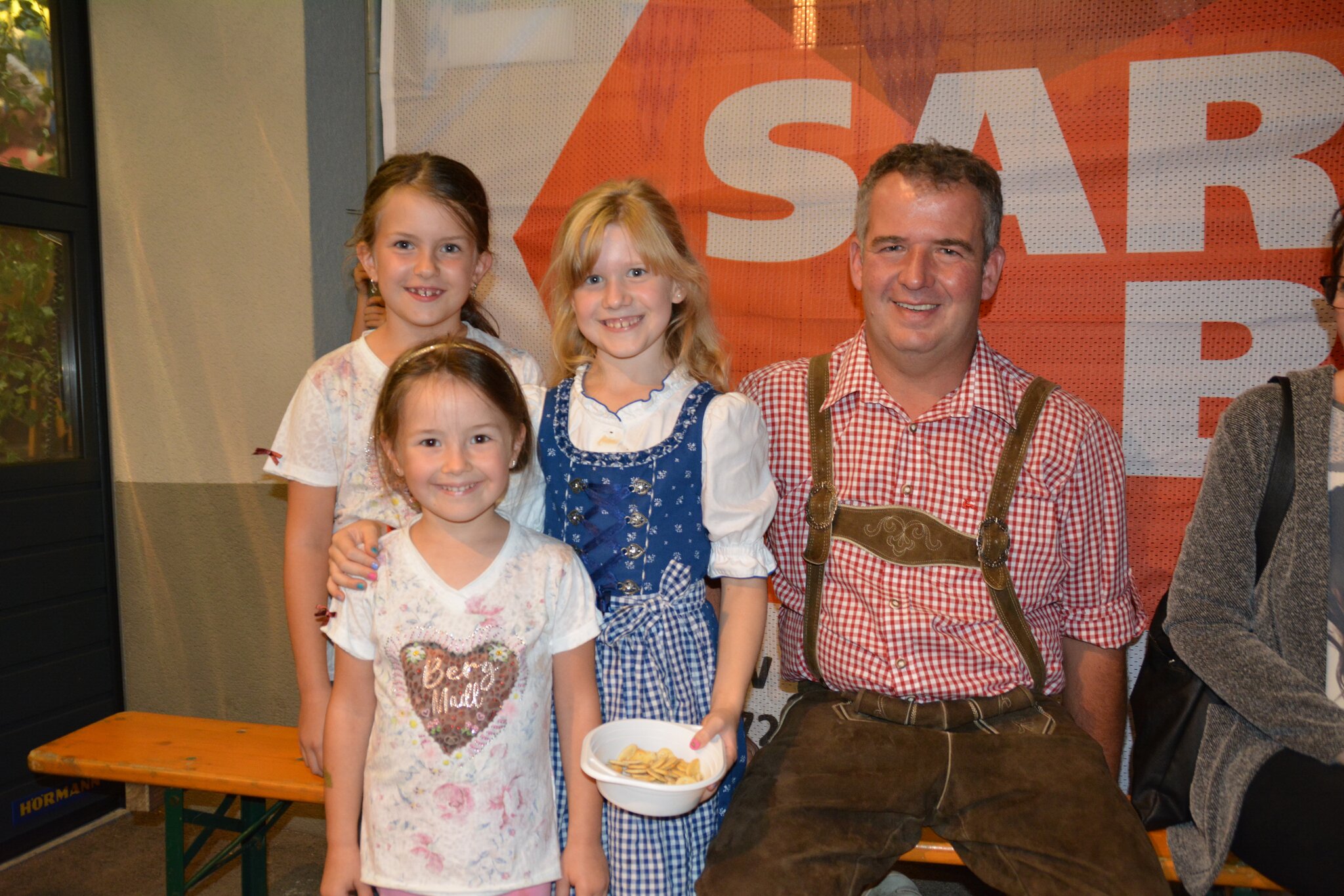 O'zapft is!: Oktoberfest der Feuerwehr Wiesen war voller Erfolg ...