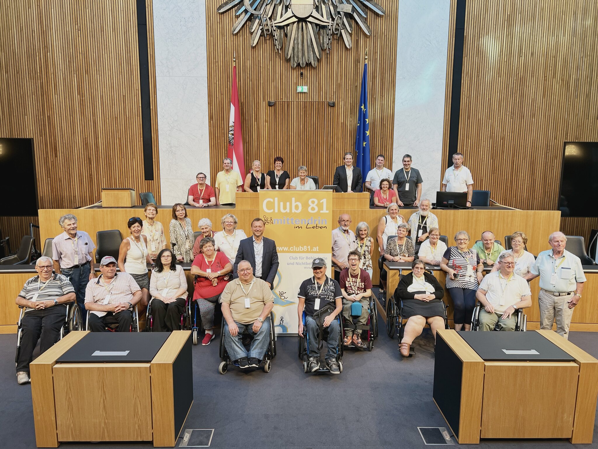 Wissensfahrt: Club 81 besuchte das Parlament - St. Pölten