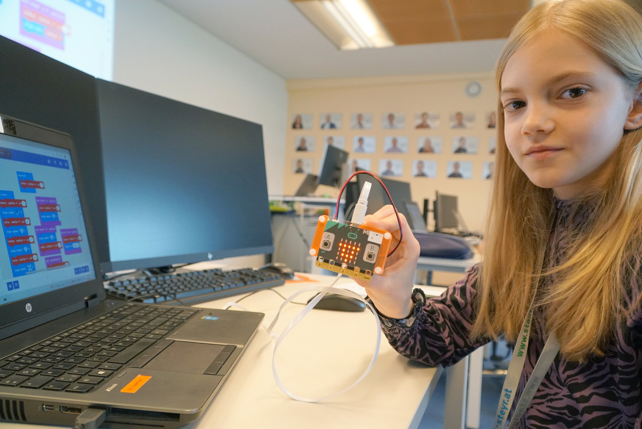 Kinder tauchen in die Welt der IT & Technik: CoderDojo Steyr feiert 5 Jahres-Jubiläum - Steyr ...