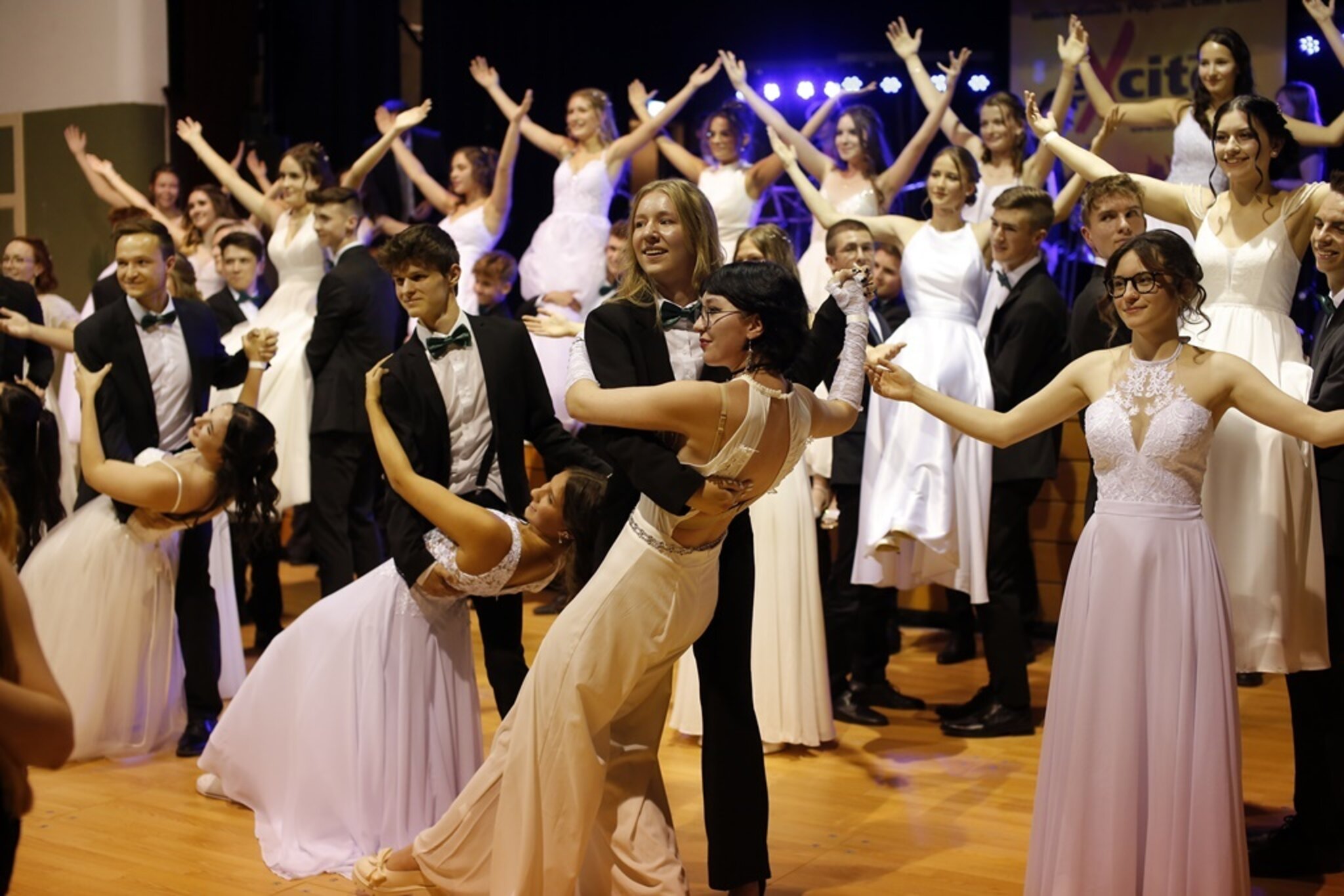 BORG Ball Birkfeld: Der erste Tanz einer Ballnacht ist der Schönste - Weiz