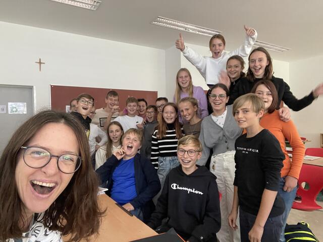 Gym Schärding: BezirksRundSchau-Redakteurin stellte ihren Job vor ...