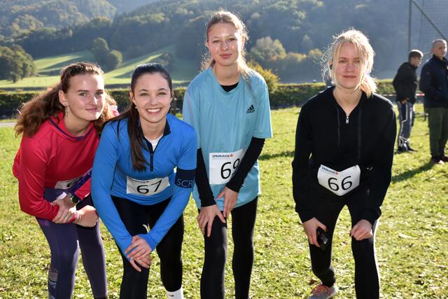 13 Schulen, 360 Läuferinnen und Läufer: Teilnehmerrekord bei den Cross ...