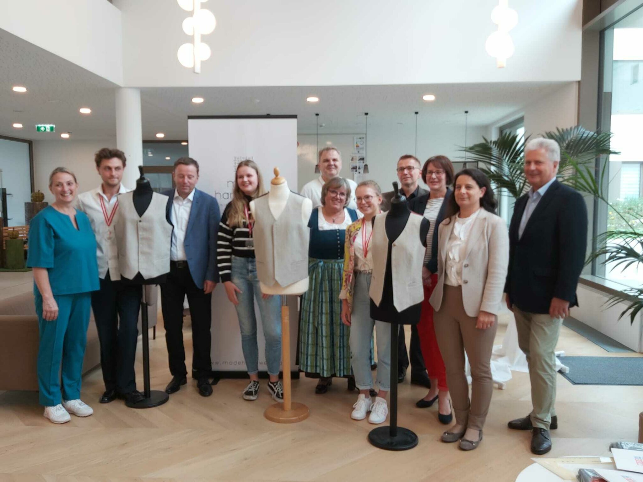 LBS Schrems: Das sind die Sieger der Junior Skills - Mode und ...