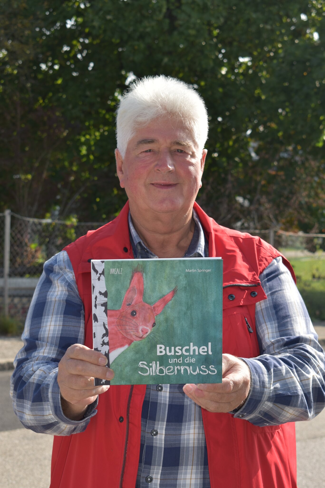 Zweites Kinderbuch veröffentlicht: Buschel und die Silbernuss: Martin ...