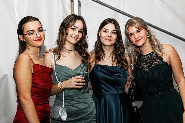 Bildergalerie: Fotos vom Maturaball 2023 der HAK & HTL Traun - Linz-Land