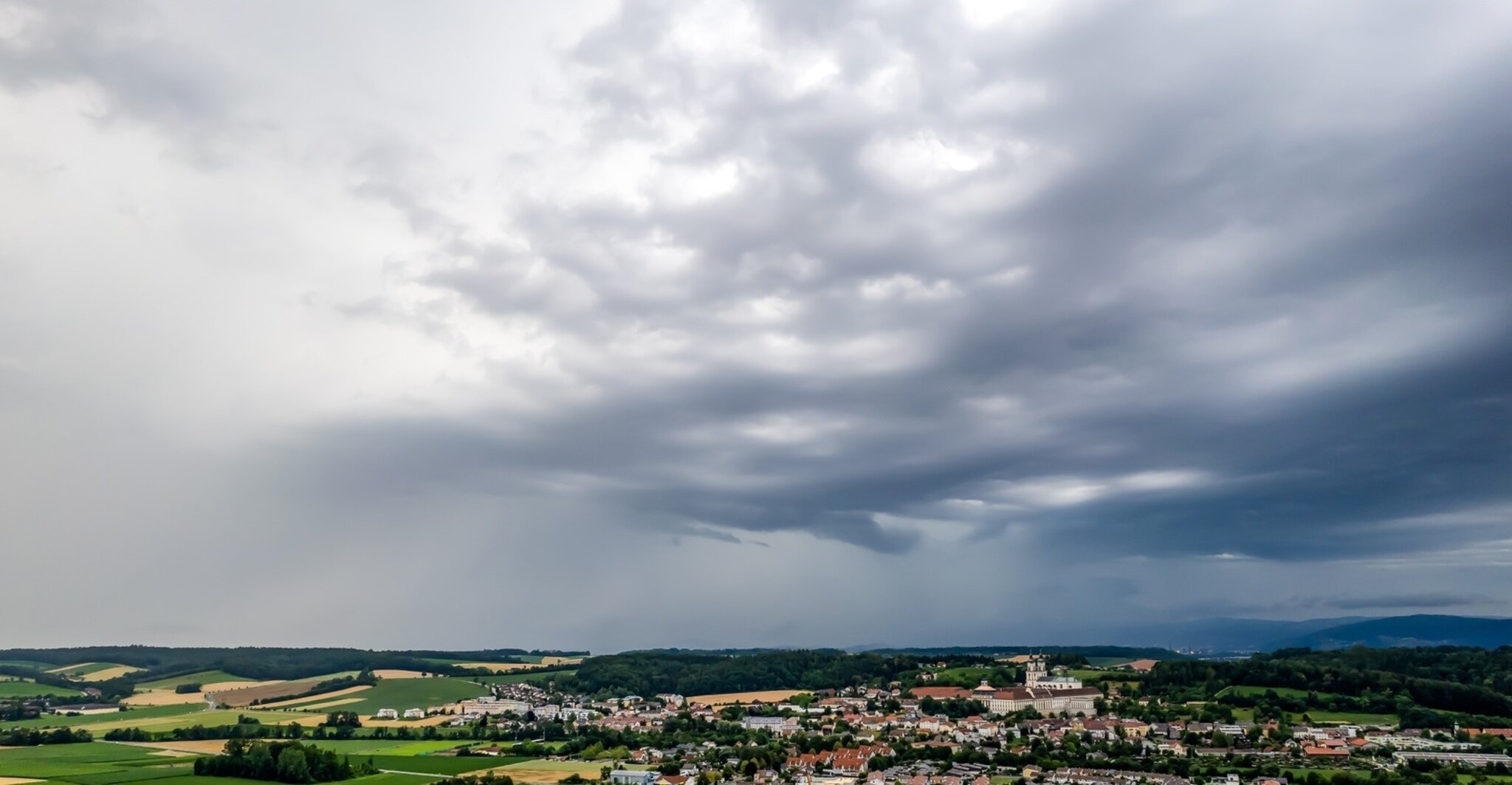 Wetter in Oberösterreich: Dienstag noch sonnig, Mitte der Woche wieder ...