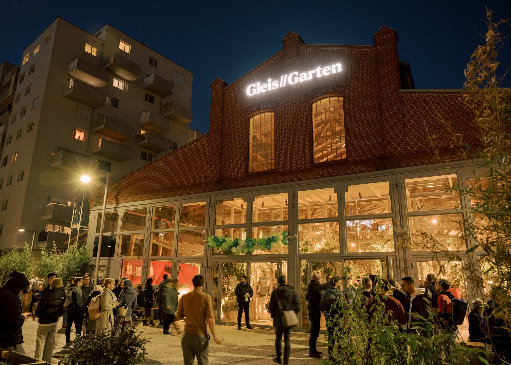 "Gleis//Garten": Speisen wie in einer Londoner Foodhall, aber in ...