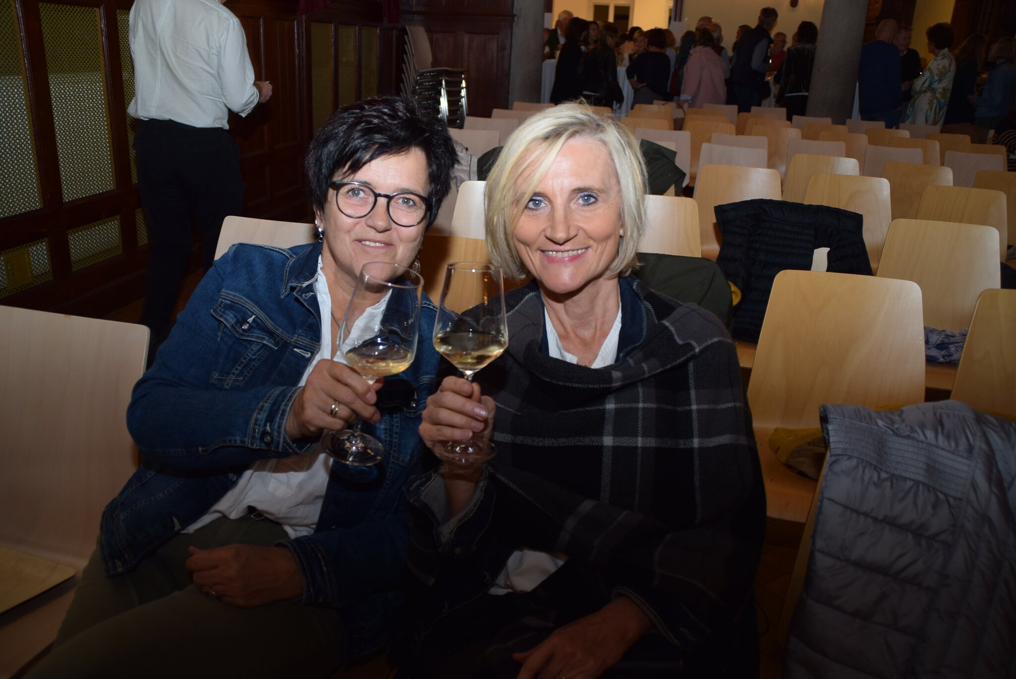 Unterhaltsamer Abend im ,,Musikwohnzimmer": Eggenburg: Anita Horn und ...