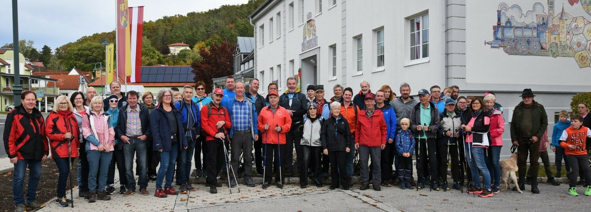 Nationalfeiertag: Gemeinde Wiesen wanderte zur Aussichtsplattform ...