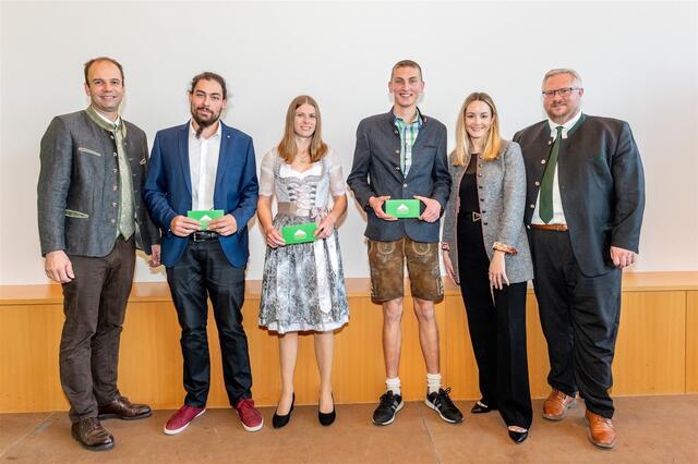 Geschenk: RWA verloste Gutscheine unter frischgebackenen Meistern - St ...