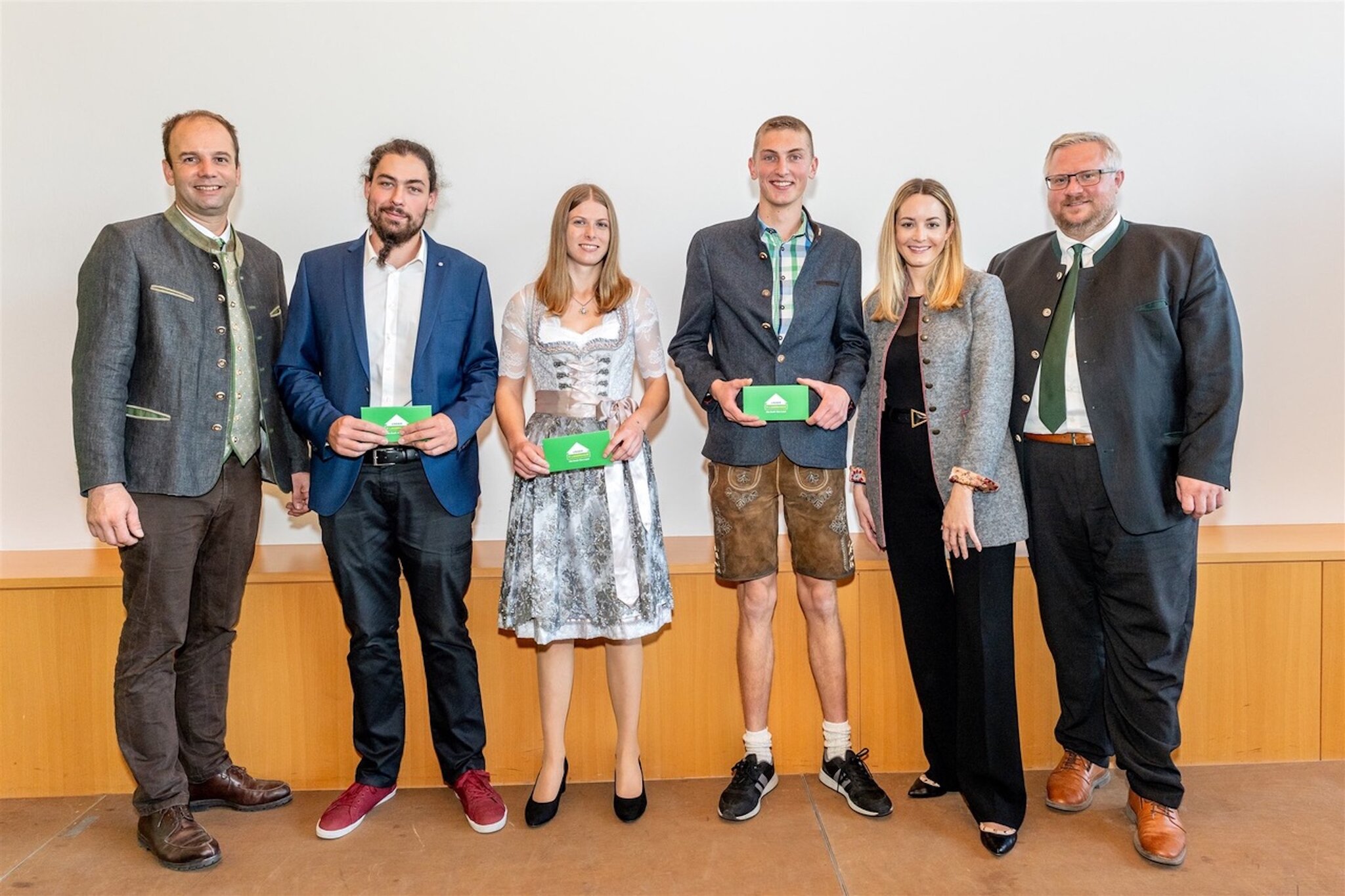 Geschenk: RWA verloste Gutscheine unter frischgebackenen Meistern - St ...