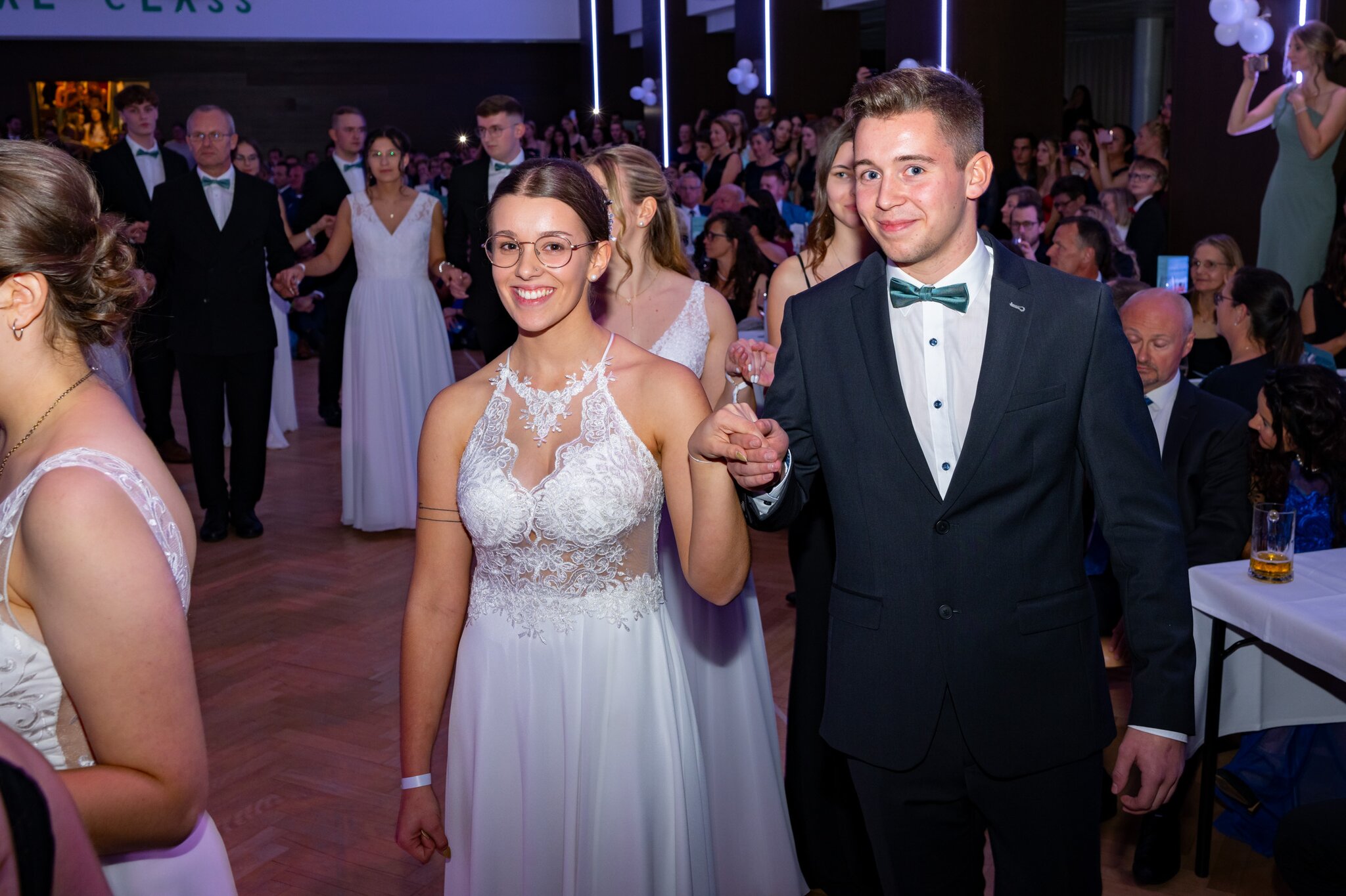 Bildergalerie: HLW Perg Maturaball 2023: Final Class - Wir checken aus ...