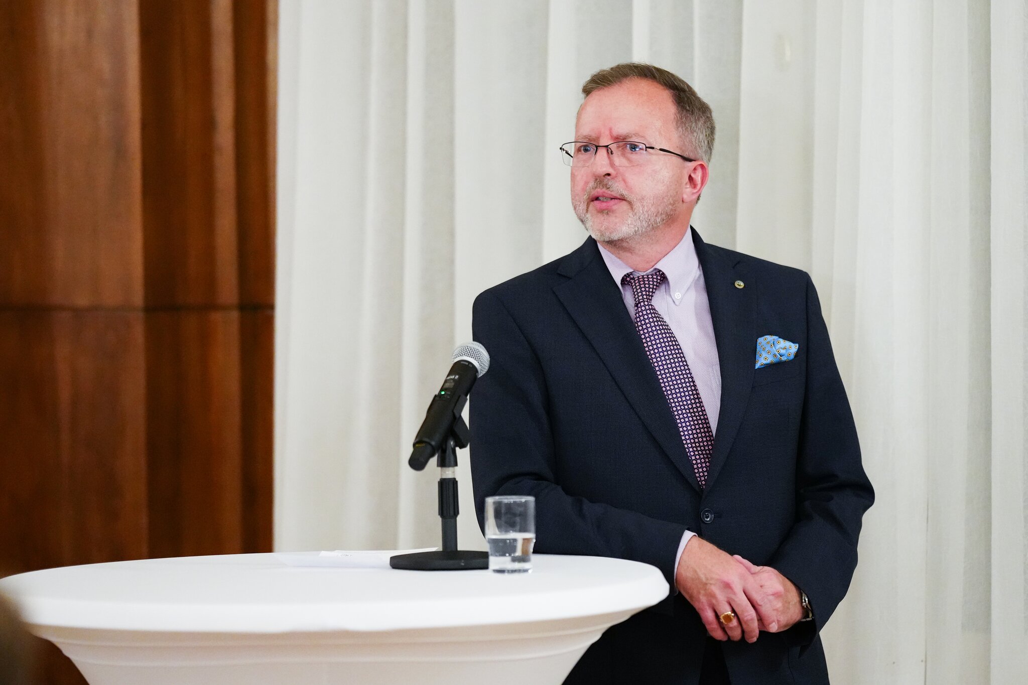 Hietzing: Friedrich Nikolaus Ebert ist offiziell neuer Bezirksvorsteher ...