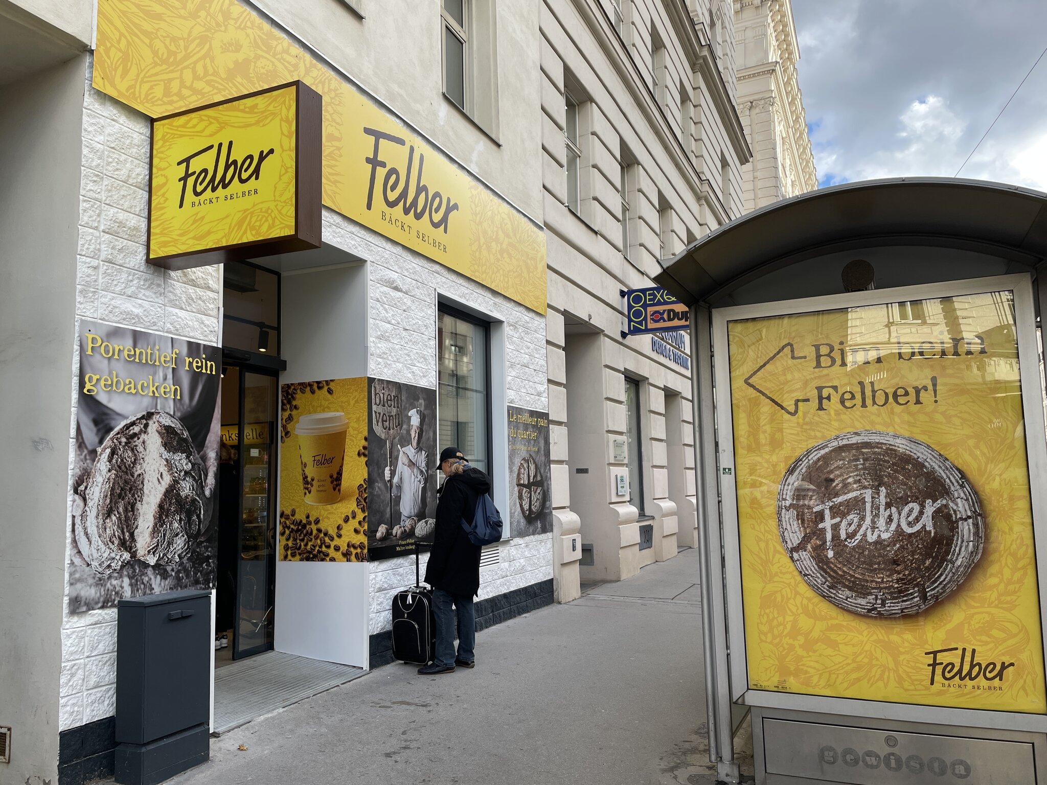 Alsergrund: Neue Filiale der Bäckerei "Felber" in der Porzellangasse ...