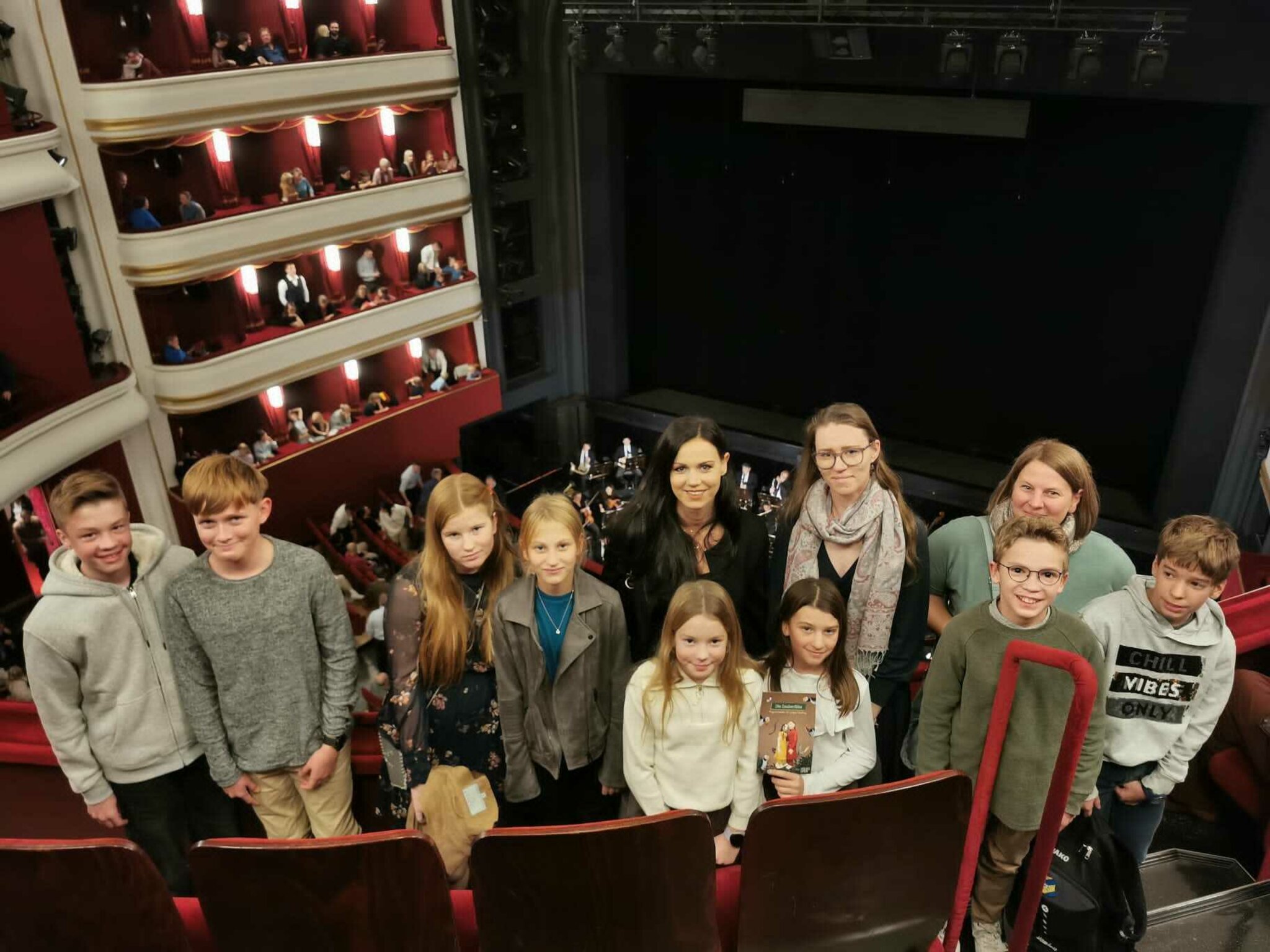 SportMS Tulln besucht Wiener Volksoper: Verzaubert von der Zauberflöte - Tulln