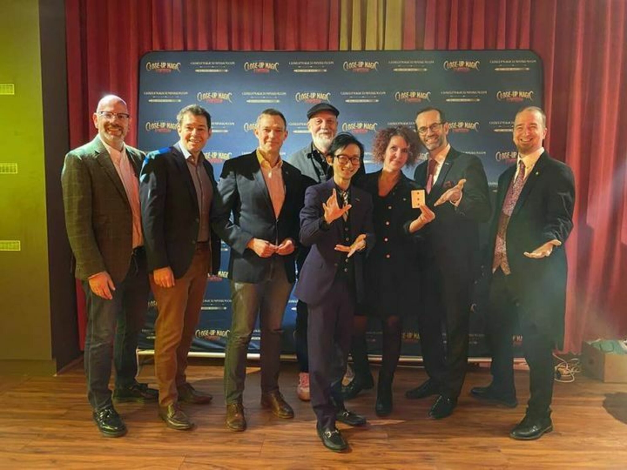 Benefiz Zauber Show zugunsten Kinderzukunft WN: Riesen Erfolg im Magic Theater - Wiener Neustadt