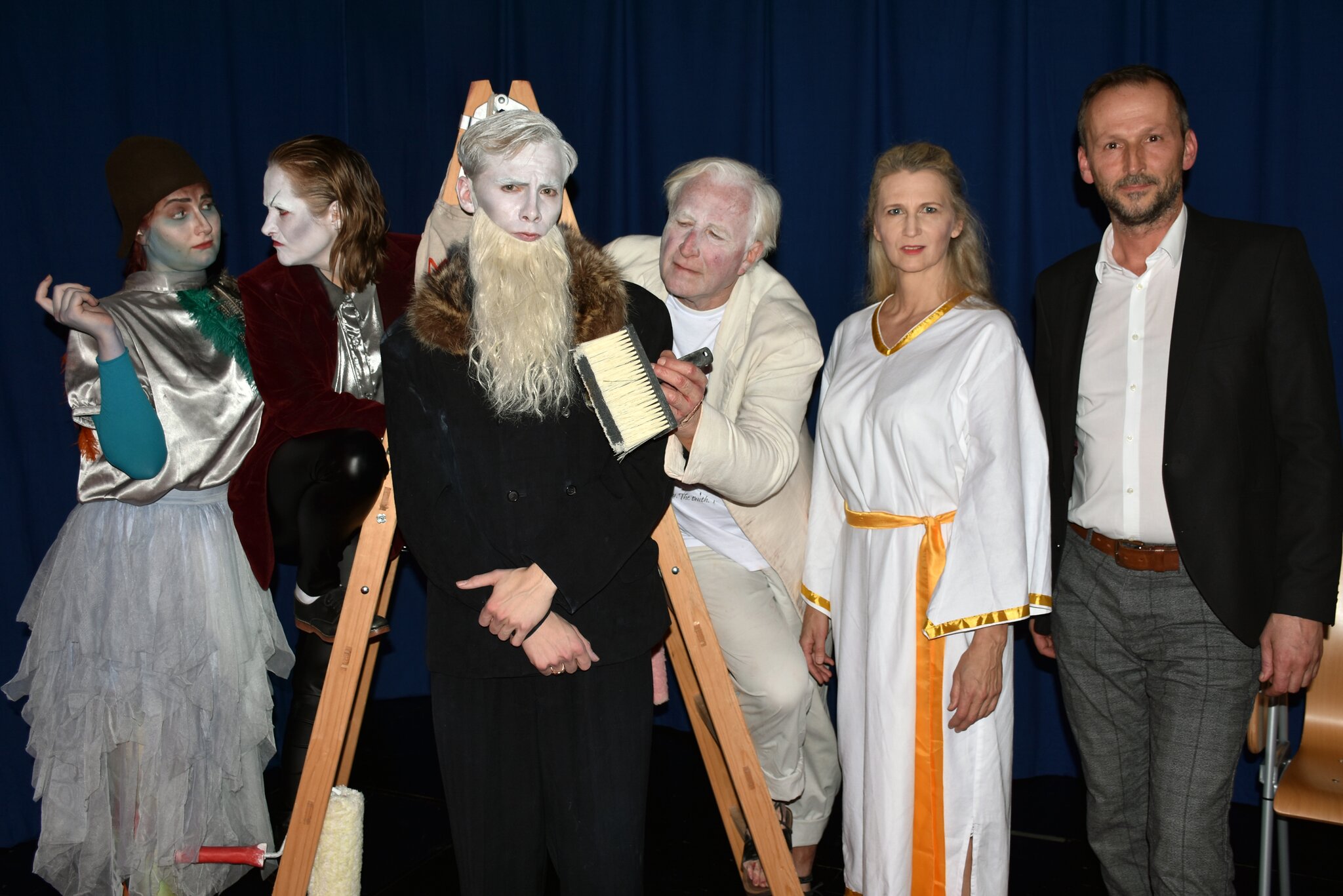 Bejubelte Premiere: Greiner Dilettanten begeistern mit "Krach im Hause ...