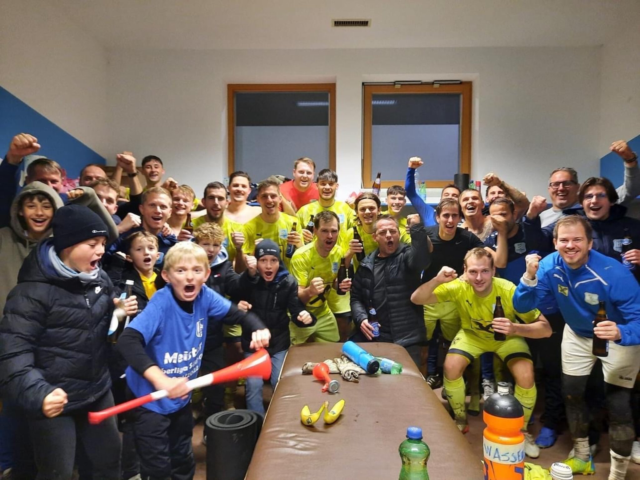 Landesliga: UFC Fehring im Fußballhimmel im Autrovinyl-Werk 2 ...