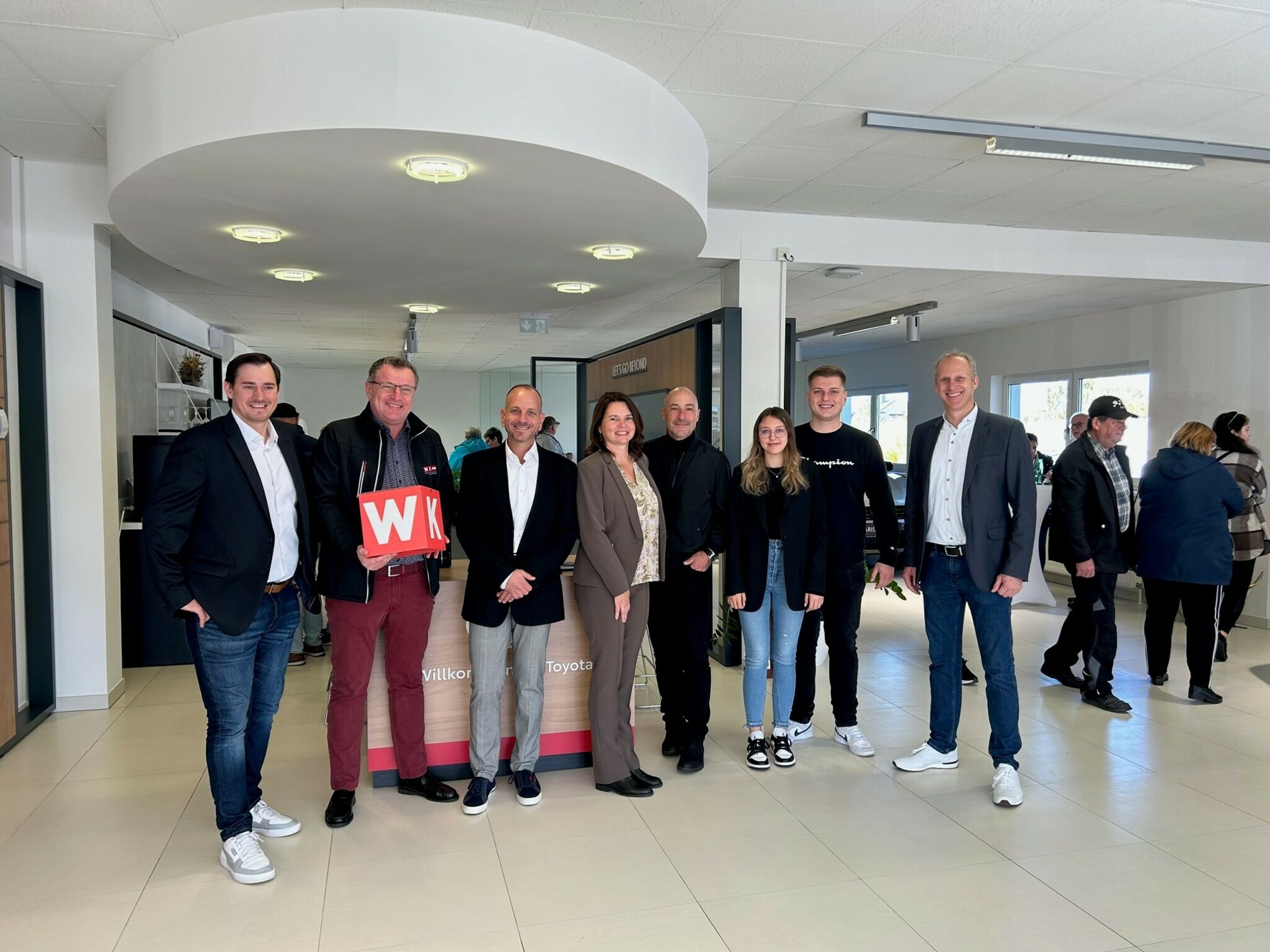 Wirtschaftskammer: Schauraum-Eröffnung im Autohaus Kirschner in ...