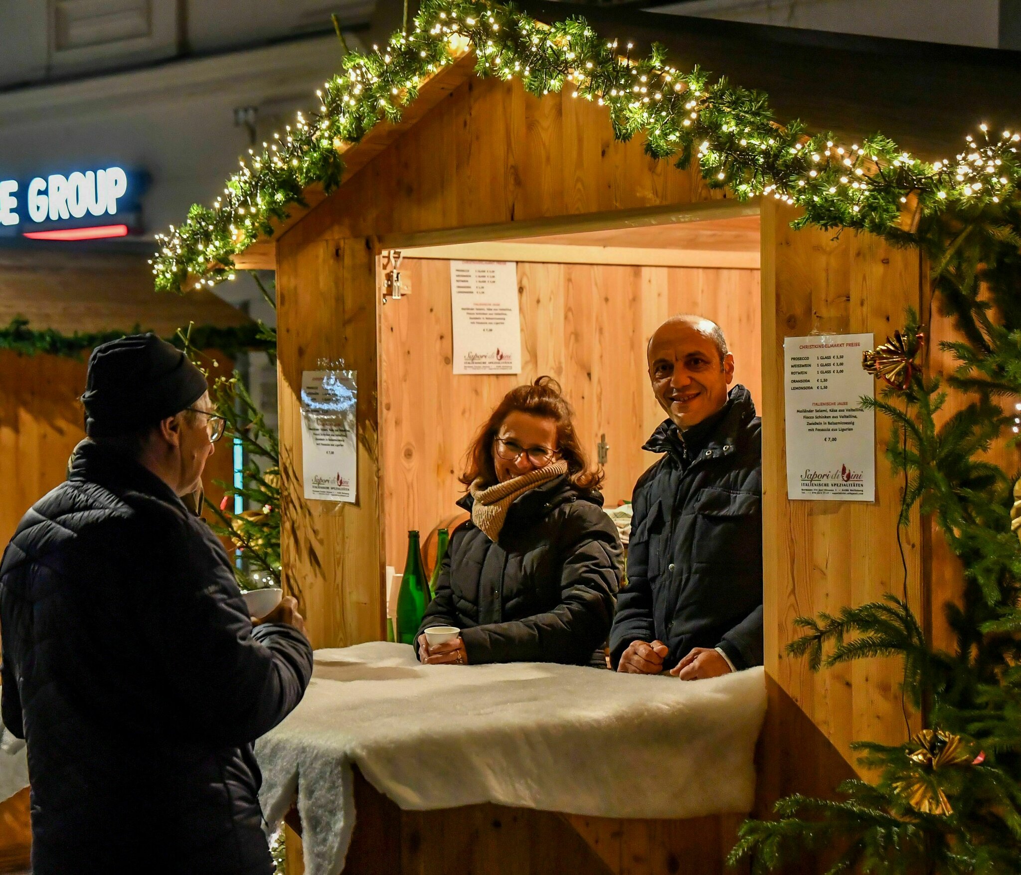 Wolfsberg: Emiliano serviert Glühwein nach italienischer Art - Lavanttal