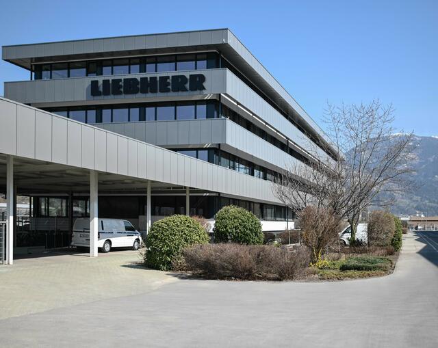 Lehrausbildung bei Liebherr Lienz: Zwölf neue Lehrlinge starteten ins ...