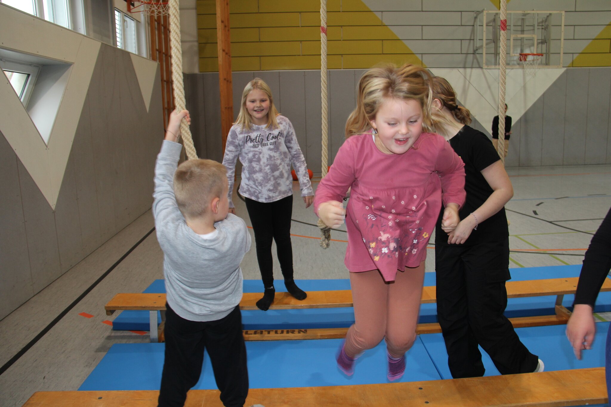 Einladung für Interssierte: Tag der offenen Tür an der TNMS Ried - Ried
