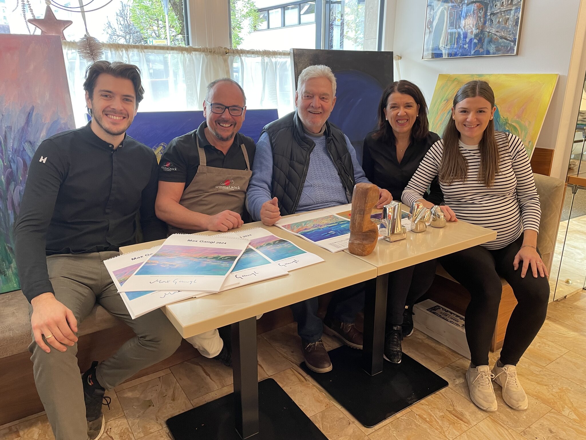 Max Gangl: Max Gangl präsentierte Kunstkalender 2024 - Gailtal