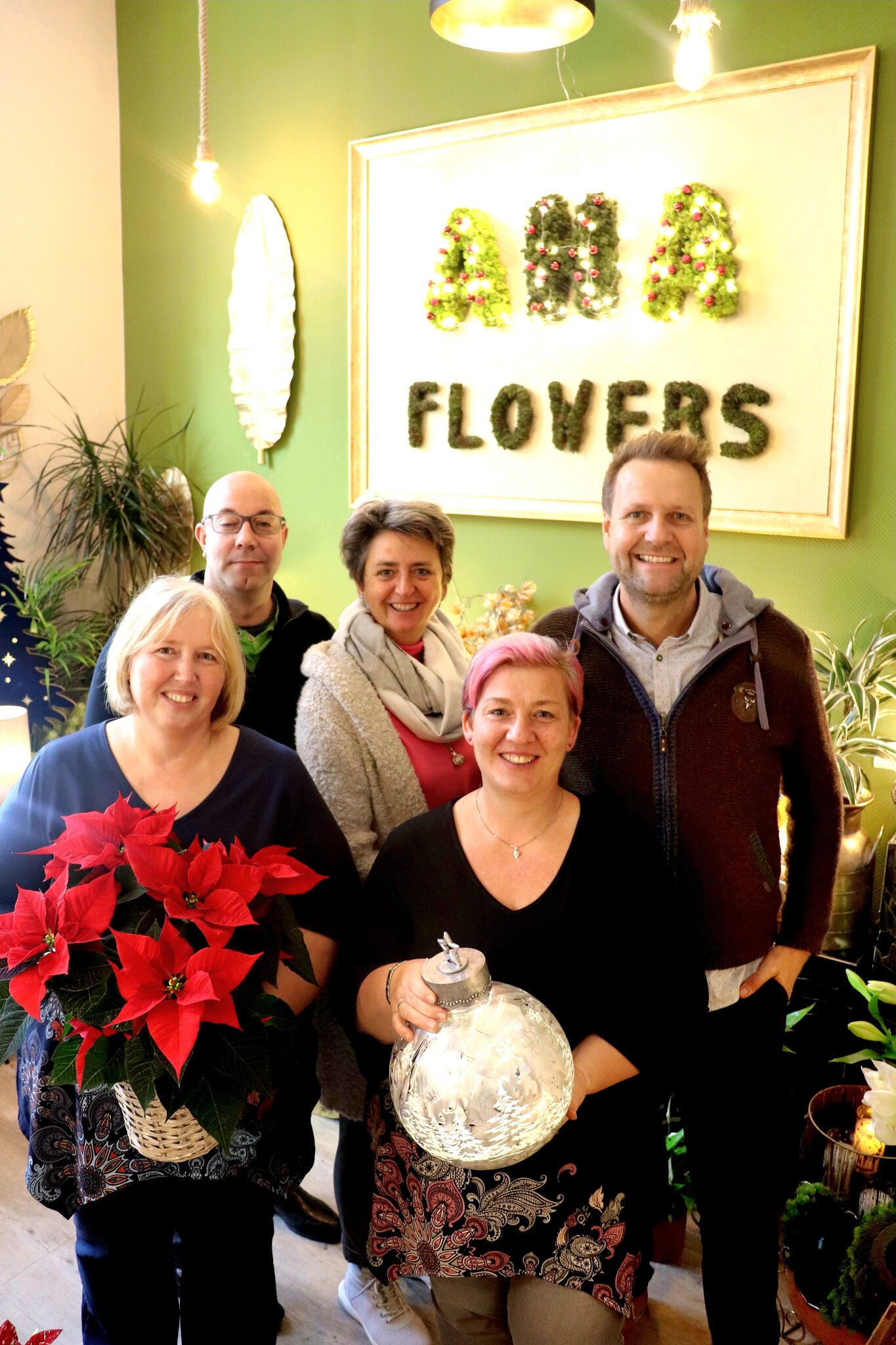 Adventmarkt im AHA in Hirtenberg: Ein Hauch von Weihnachten in ...