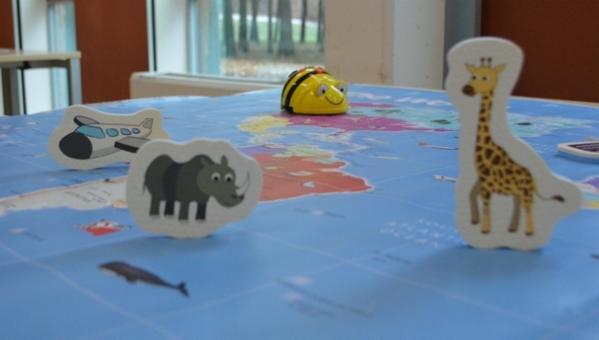 VZ Advent 2023 | Kärntner Sparkasse&Caritas: Tüftelein hoch 3 - Klagenfurt