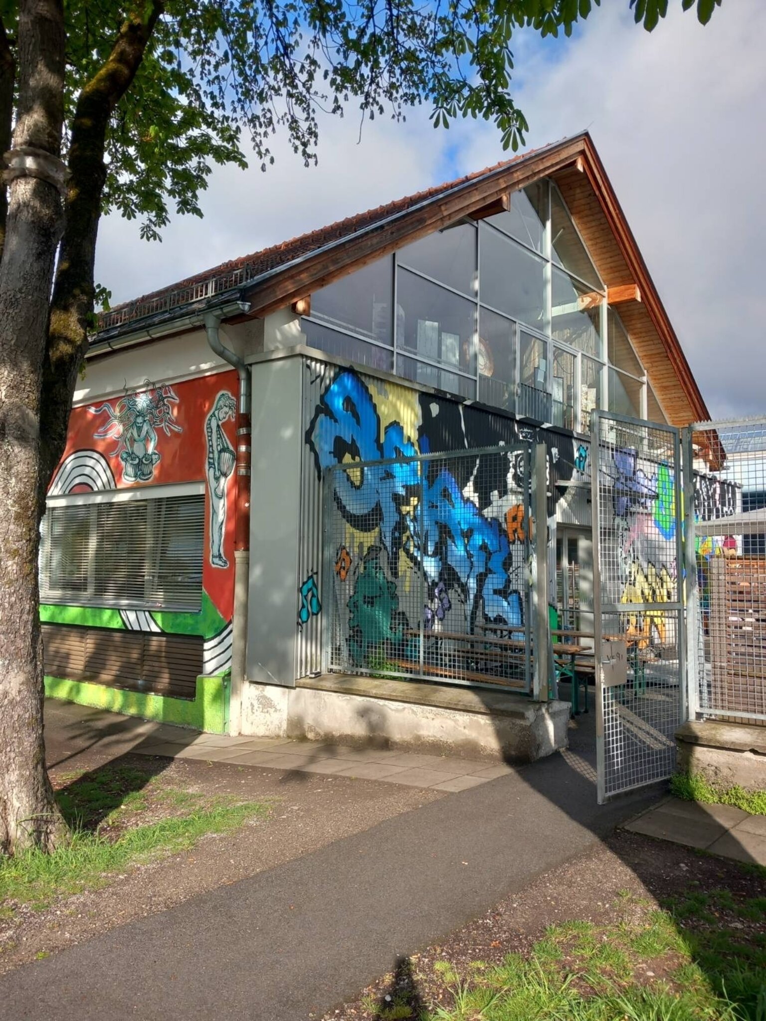 Wärmestube Nikado: Eine Anlaufstelle die vor der Kälte schützt - Innsbruck