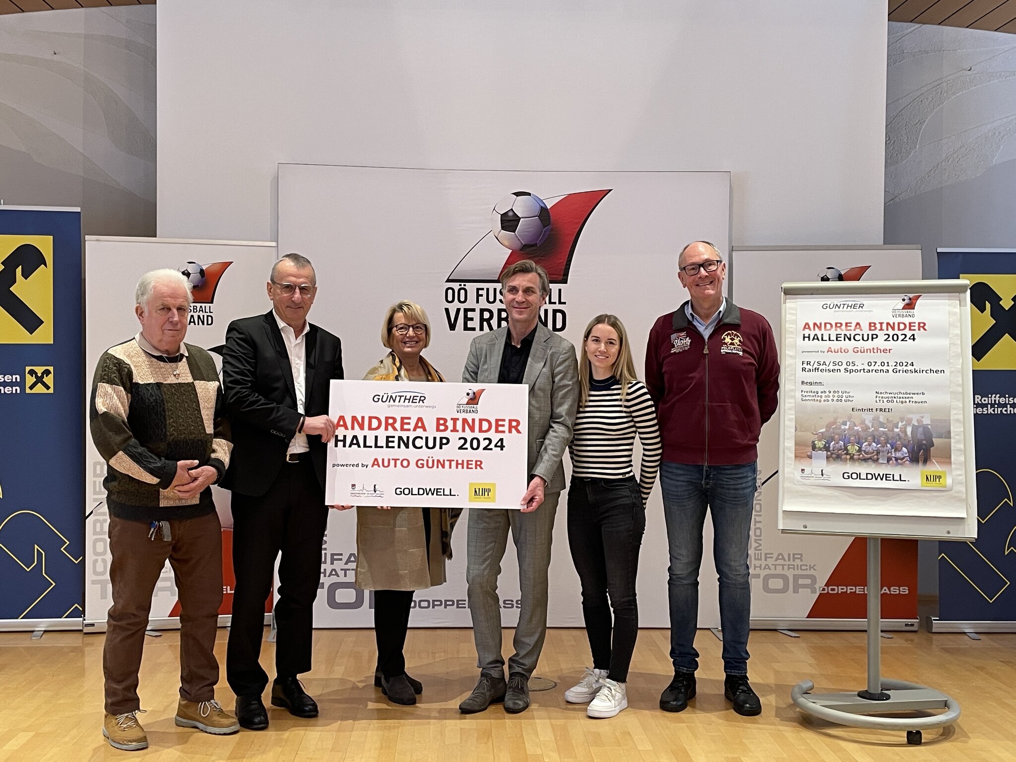 Andrea Binder Hallencup: Dreitägiges Frauenfußball-Turnier in ...