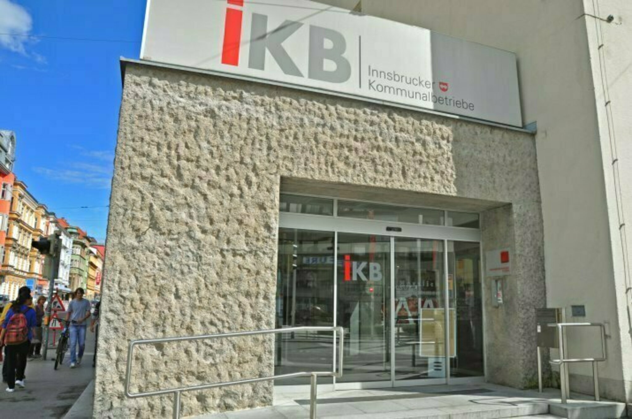 Stromvertragskündigungen: IKB verweist auf günstigen Neutarif, AK ...