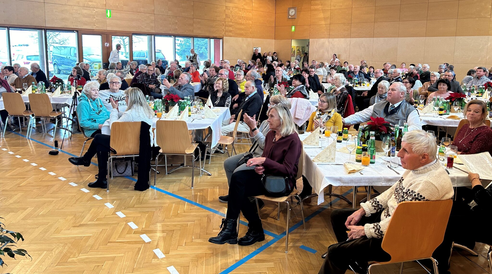 Seniorenweihnachtsfeier in Dobl-Zwaring: In Dobl-Zwaring kam der ...