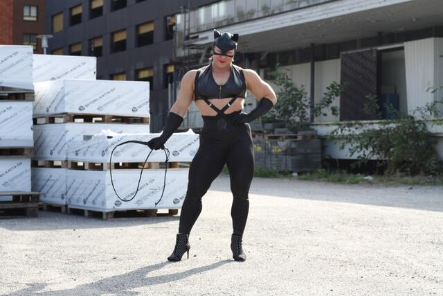 Stärkste Frau der Welt in Wieselburg: Anna K Powerlifter live bei der ...