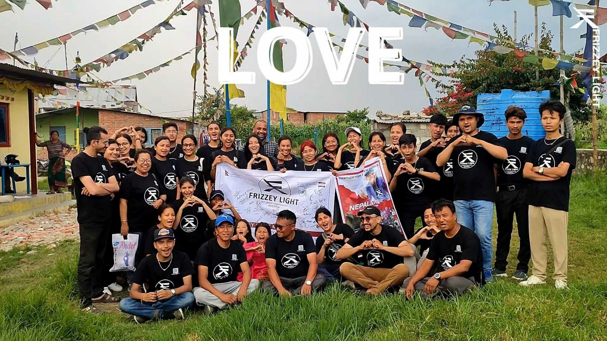 HILFESCHREIE aus Nepal!: Frizzey Light Help-Tour Weihnachten 2023 - Landeck