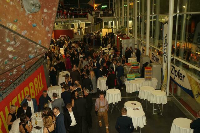 Der Termin der Termine: Ball der Freiwilligen Feuerwehr der Stadt Steyr ...