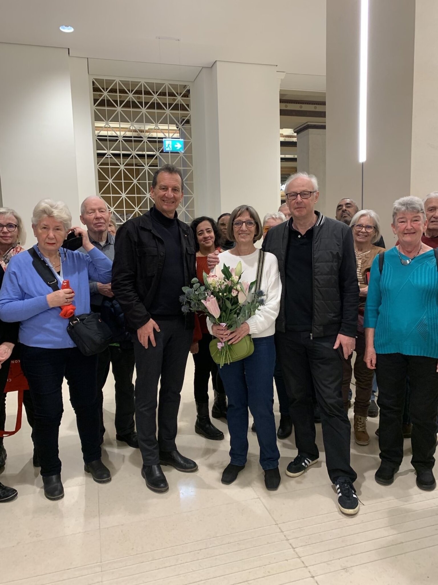 Hohes Haus: Oxonitsch empfing die 1000. Besucherin im Parlament - Ottakring