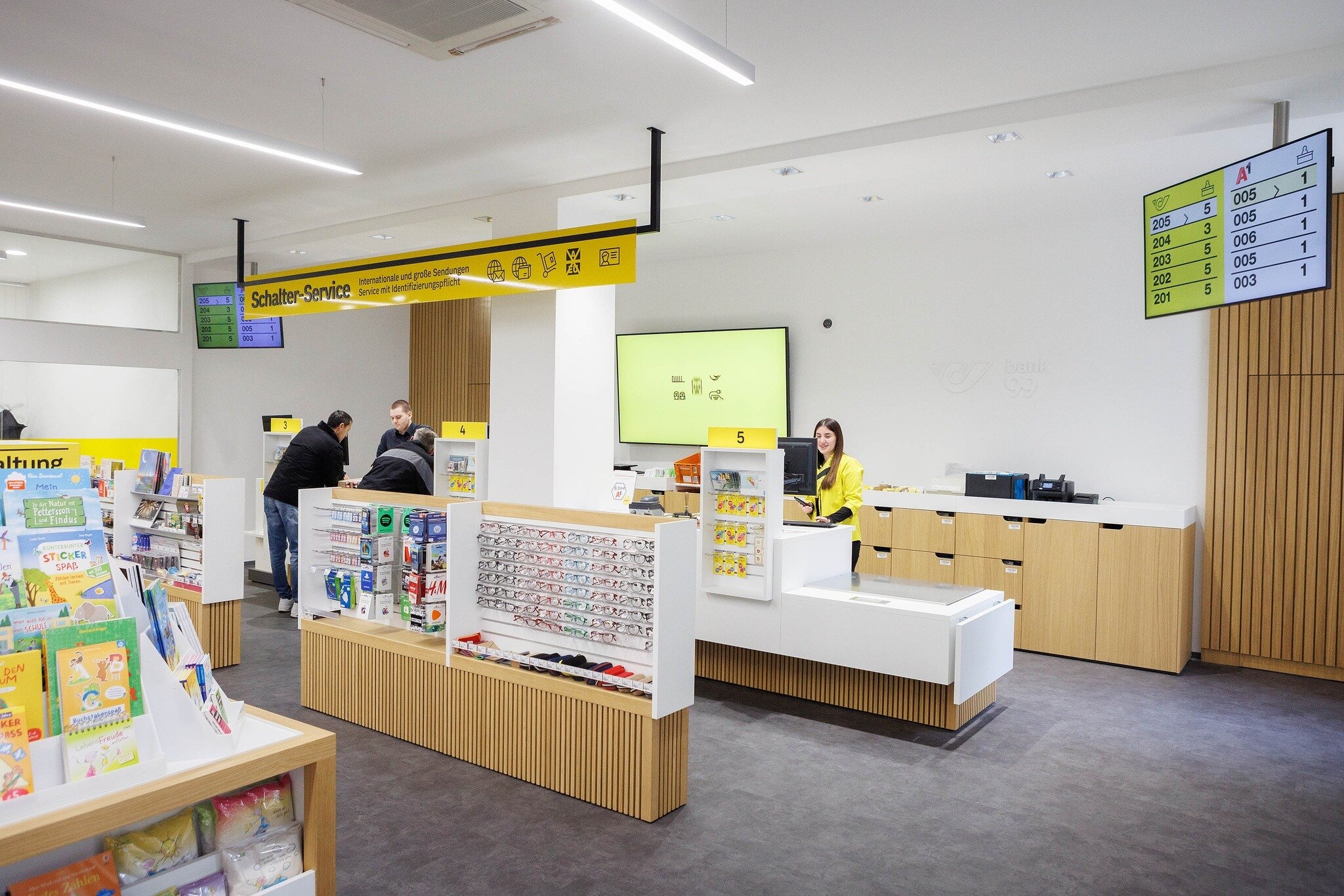 Modernisierung: Die Post-Filiale der Zukunft hat in Hernals eröffnet ...