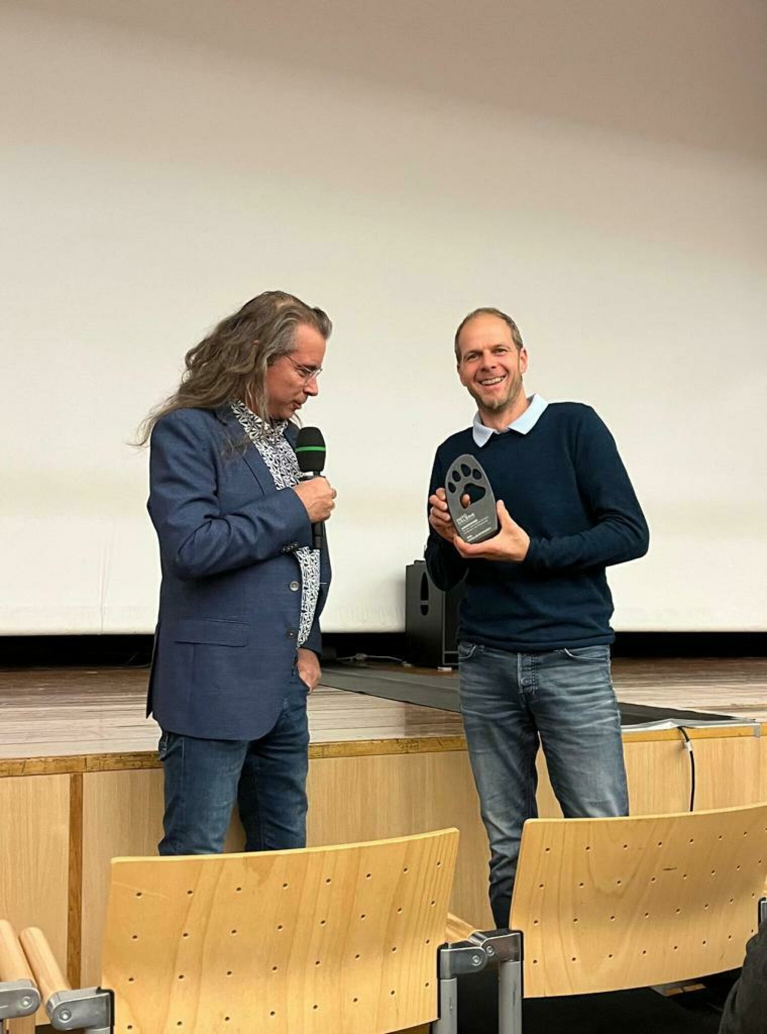 Hartlauer Fotoclub Trophy: Fotoclub Esternberg nahm zwei Kreativ-Preise ...