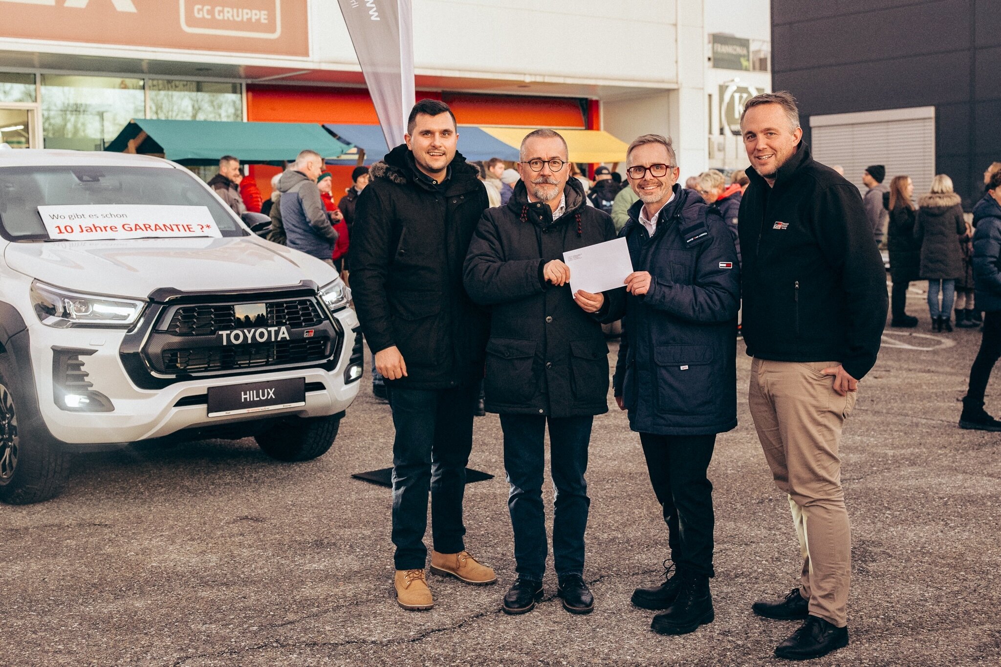 Wagner Haustechnik & Toyota Innviertel: Punsch für das BezirksRundSchau ...